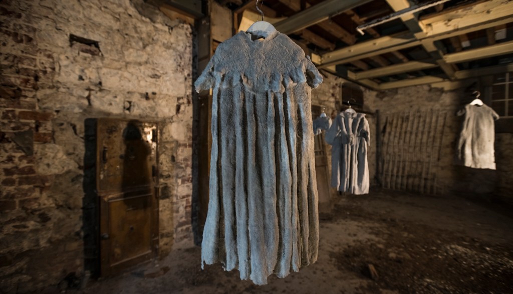 Alison Lowry | Glass Artist